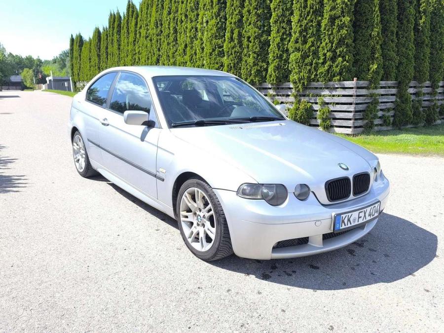 Grey BMW 320 2002 in Vilnius, with an engine capacity of 2.00 L and mileage of 360 thousand km for 2500 €, photo 1 on AUTOMOTO.COM.LV