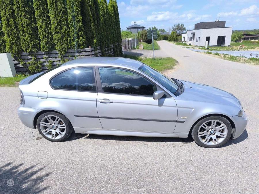 Grey BMW 320 2002 in Vilnius, with an engine capacity of 2.00 L and mileage of 360 thousand km for 2500 €, photo 5 on AUTOMOTO.COM.LV