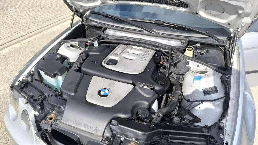 Grey BMW 320 2002 in Vilnius, with an engine capacity of 2.00 L and mileage of 360 thousand km for 2500 €, photo 18 on AUTOMOTO.COM.LV