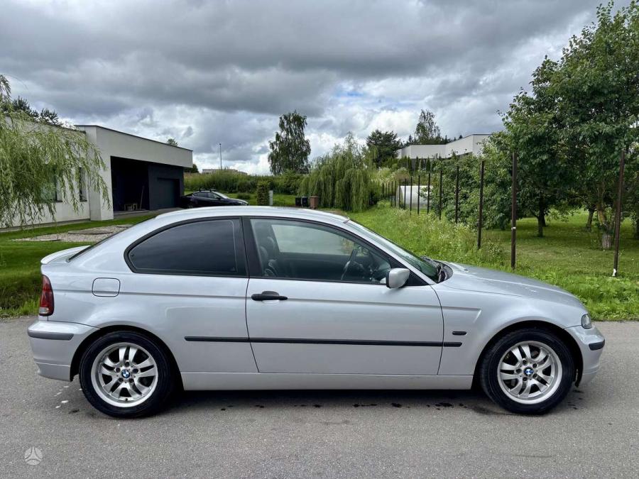 Pelēks BMW 320 2002 Viļņa, ar dzinēja tilpumu 2.00 L un nobraukumu 367 tūkst. km par 2200 €, foto 3 vietnē AUTOMOTO.COM.LV