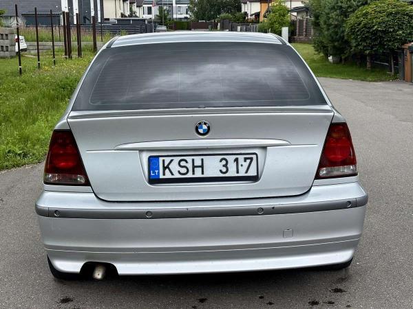 Grey BMW 320 2002 in Vilnius, with an engine capacity of 2.00 L and mileage of 367 thousand km for 2200 €, photo 5 on AUTOMOTO.COM.LV