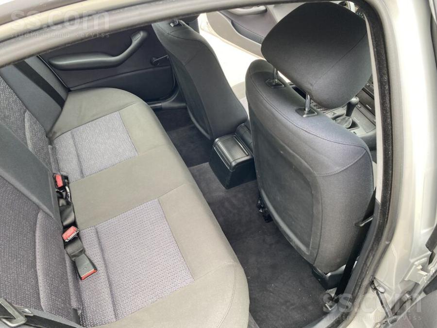 Pelēks BMW 320 2002 Ludza, ar dzinēja tilpumu 1.90 L un nobraukumu 204 tūkst. km par 2900 €, foto 19 vietnē AUTOMOTO.COM.LV