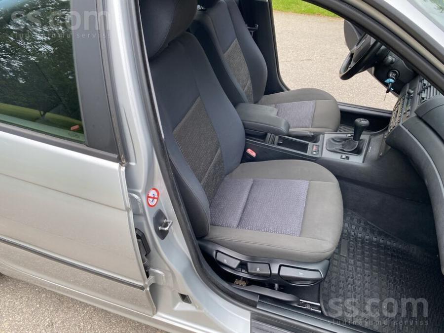 Pelēks BMW 320 2002 Ludza, ar dzinēja tilpumu 1.90 L un nobraukumu 204 tūkst. km par 2900 €, foto 22 vietnē AUTOMOTO.COM.LV