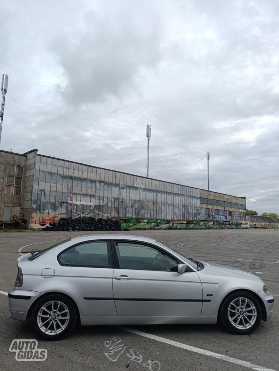 Grey BMW 320 2002 in Klaipeda, with an engine capacity of 2.00 L and mileage of 600 thousand km for 1650 €, photo 8 on AUTOMOTO.COM.LV