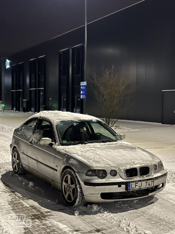 Grey BMW 320 2003 in Vilnius, with an engine capacity of 2.00 L and mileage of 407 thousand km for 1099 €, photo 8 on AUTOMOTO.COM.LV