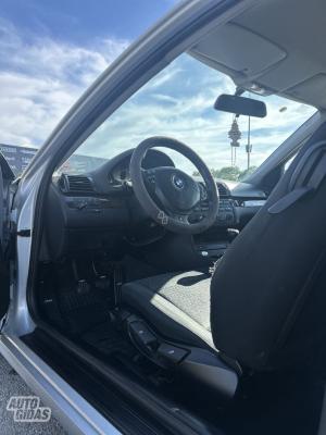 Pelēks BMW 320 2003 Panevēža, ar dzinēja tilpumu 2.00 L un nobraukumu 282 tūkst. km par 1390 €, foto 10 vietnē AUTOMOTO.COM.LV