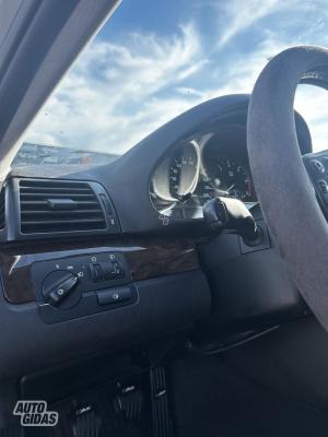 Pelēks BMW 320 2003 Panevēža, ar dzinēja tilpumu 2.00 L un nobraukumu 282 tūkst. km par 1390 €, foto 12 vietnē AUTOMOTO.COM.LV