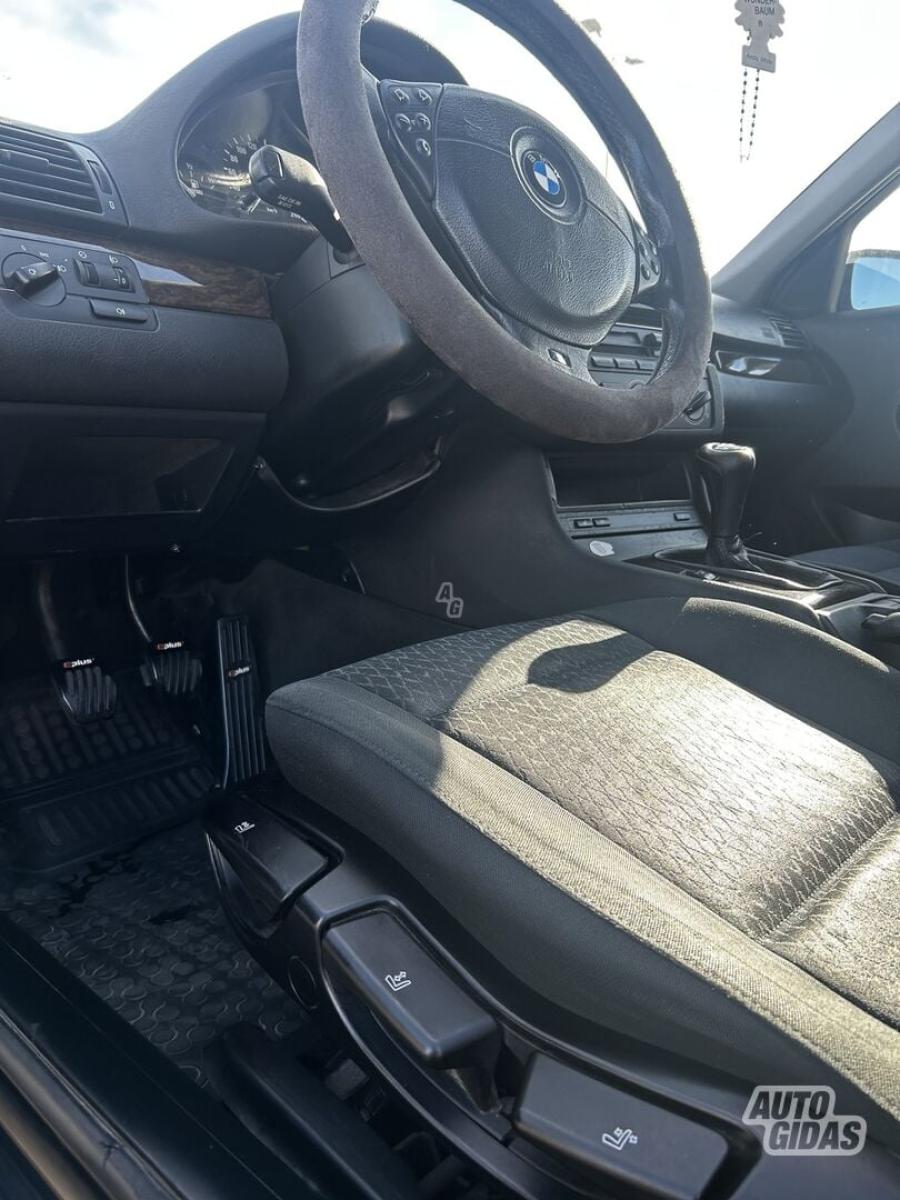 Pelēks BMW 320 2003 Panevēža, ar dzinēja tilpumu 2.00 L un nobraukumu 282 tūkst. km par 1390 €, foto 13 vietnē AUTOMOTO.COM.LV