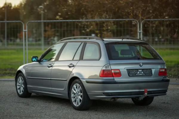 Grey BMW 320 2003 in Liepaja, with an engine capacity of 2.00 L and mileage of 335 thousand km for 2950 €, photo 2 on AUTOMOTO.COM.LV
