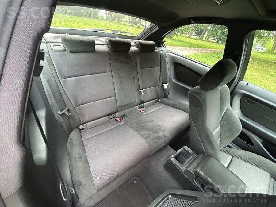 Pelēks BMW 320 2004 Rīga, ar dzinēja tilpumu 2.00 L un nobraukumu 278 tūkst. km par 2550 €, foto 12 vietnē AUTOMOTO.COM.LV
