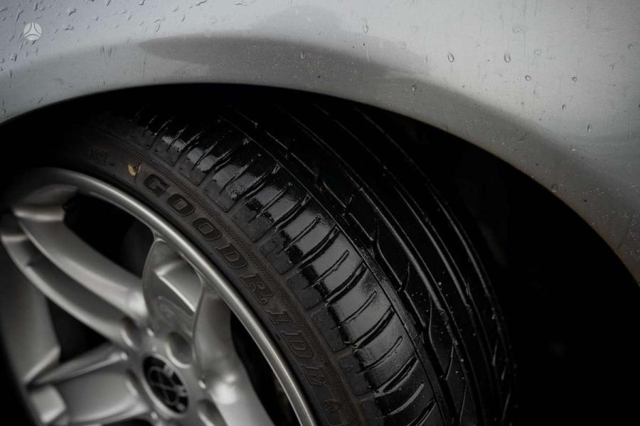 Pelēks BMW 320 2004 Kauņa, ar dzinēja tilpumu 2.00 L un nobraukumu 308 tūkst. km par 3500 €, foto 4 vietnē AUTOMOTO.COM.LV