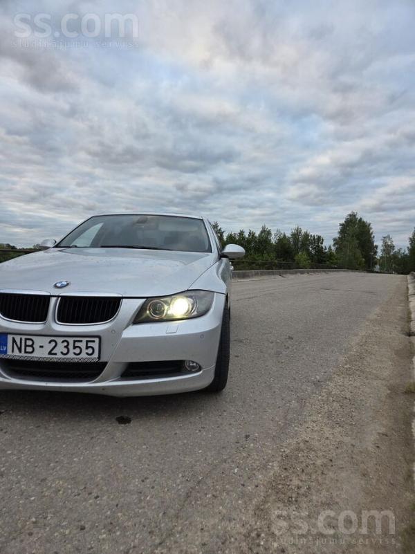 Pelēks BMW 320 2007 Jēkabpils, ar dzinēja tilpumu 2.00 L un nobraukumu 324 tūkst. km par 3250 €, foto 4 vietnē AUTOMOTO.COM.LV