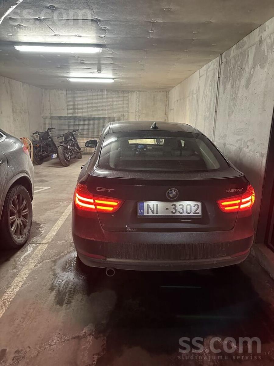 Pelēks BMW 320 2014 Rīga, ar dzinēja tilpumu 2.00 L un nobraukumu 210 tūkst. km par 11000 €, foto 9 vietnē AUTOMOTO.COM.LV