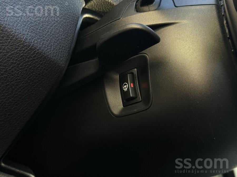 Grey BMW 320 2014 in Tukums, with an engine capacity of 2.00 L and mileage of 175 thousand km for 14999 €, photo 15 on AUTOMOTO.COM.LV