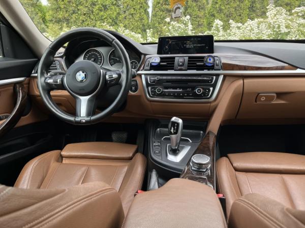 Grey BMW 320 2015 in Riga, with an engine capacity of 2.00 L and mileage of 218 thousand km for 12990 €, photo 5 on AUTOMOTO.COM.LV