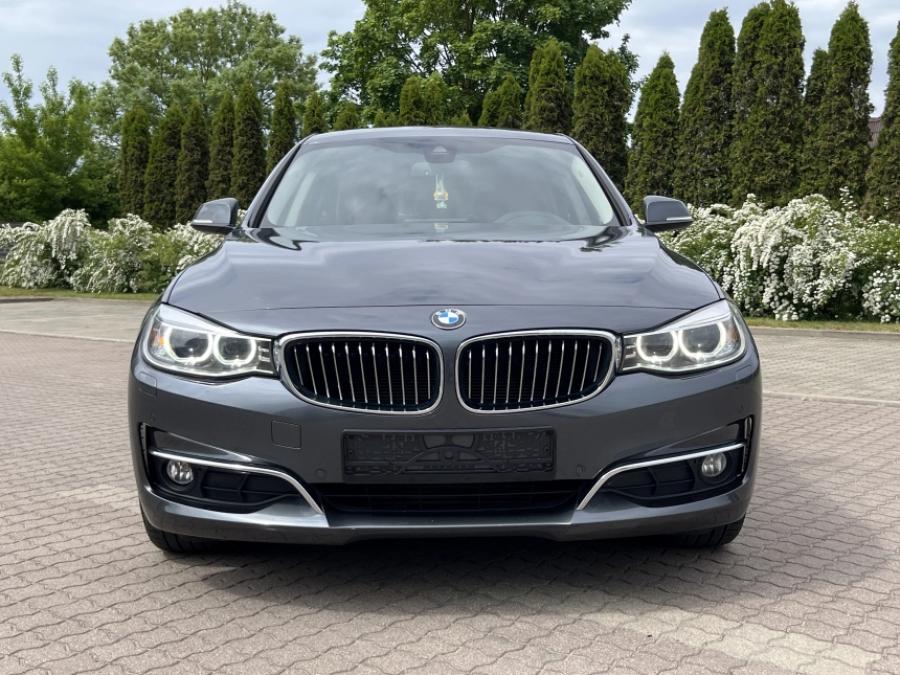 Grey BMW 320 2015 in Riga, with an engine capacity of 2.00 L and mileage of 218 thousand km for 12990 €, photo 14 on AUTOMOTO.COM.LV