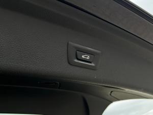Grey BMW 320 2015 in Riga, with an engine capacity of 2.00 L and mileage of 218 thousand km for 12990 €, photo 20 on AUTOMOTO.COM.LV