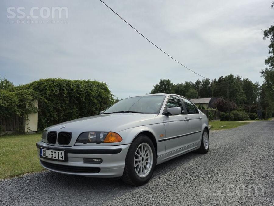 Grey BMW 320 1998 in Riga, with an engine capacity of 2.00 L and mileage of 223 thousand km for 2900 €, photo 1 on AUTOMOTO.COM.LV