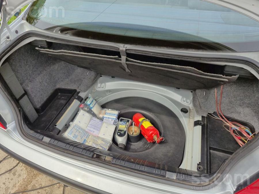 Grey BMW 320 1998 in Riga, with an engine capacity of 2.00 L and mileage of 223 thousand km for 2900 €, photo 24 on AUTOMOTO.COM.LV