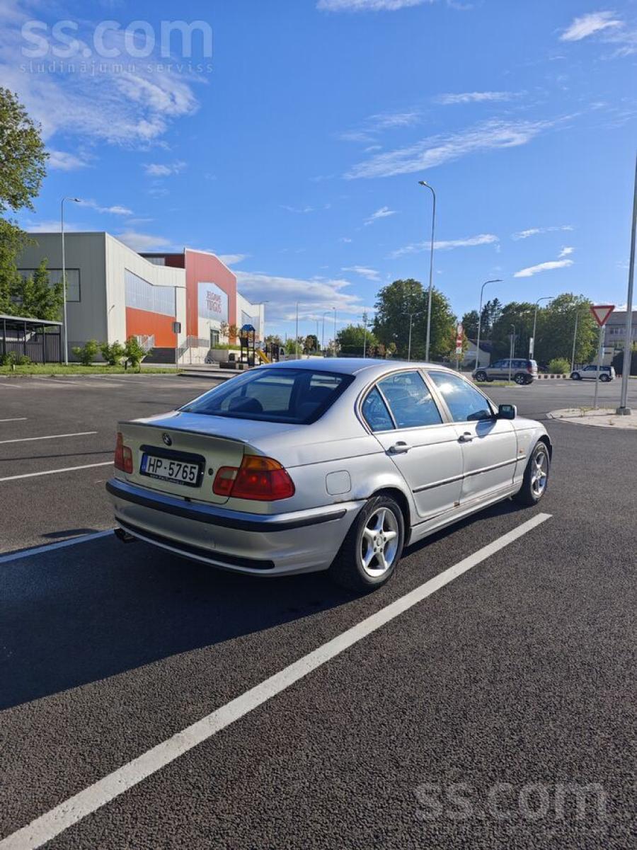 Grey BMW 320 1998 in Jelgava, with an engine capacity of 2.00 L and mileage of 305 thousand km for 1499 €, photo 4 on AUTOMOTO.COM.LV
