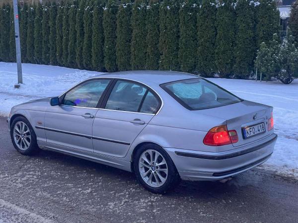 Grey BMW 320 1999 in Vilnius, with an engine capacity of 1.99 L and mileage of 332 thousand km for 1850 €, photo 7 on AUTOMOTO.COM.LV