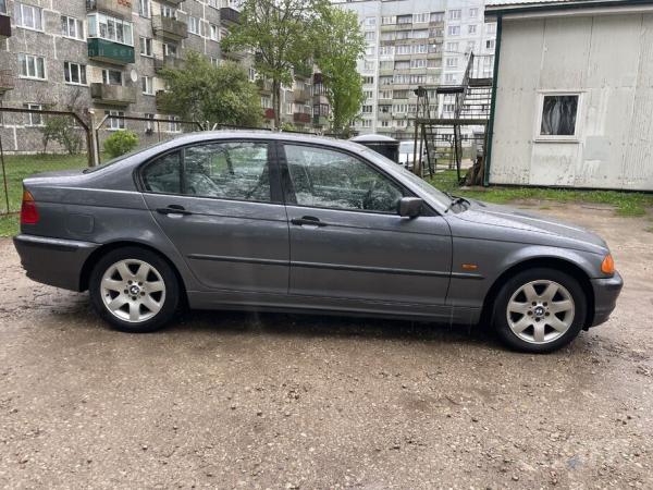 Pelēks BMW 320 1999 Rīga, ar dzinēja tilpumu 2.00 L un nobraukumu 277 tūkst. km par 1999 €, foto 10 vietnē AUTOMOTO.COM.LV