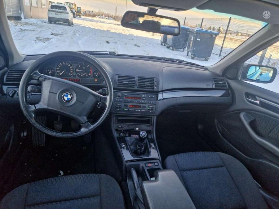 Pelēks BMW 320 2000 Klaipėda, ar dzinēja tilpumu 2.00 L un nobraukumu 270 tūkst. km par 1100 €, foto 7 vietnē AUTOMOTO.COM.LV