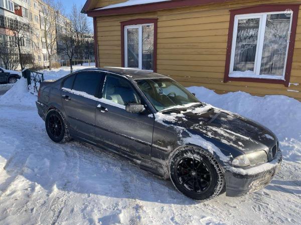 Pelēks BMW 320 2000 Kauņa, ar dzinēja tilpumu 2.00 L un nobraukumu 474 tūkst. km par 800 €, foto 2 vietnē AUTOMOTO.COM.LV
