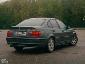 Grey BMW 320 2000 in Kaunas, with an engine capacity of 2.00 L and mileage of 365 thousand km for 1300 €, photo 3 on AUTOMOTO.COM.LV