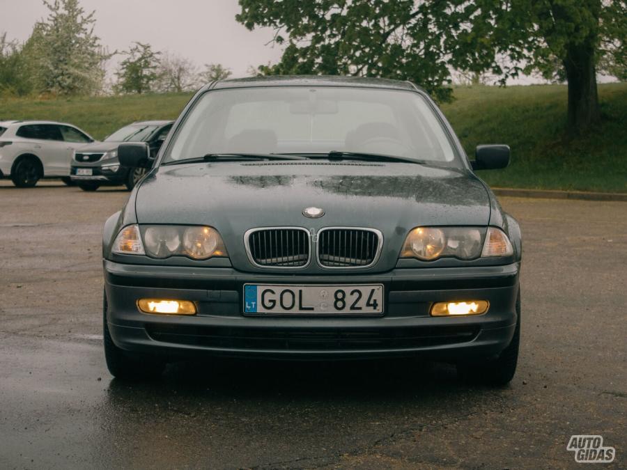 Grey BMW 320 2000 in Kaunas, with an engine capacity of 2.00 L and mileage of 365 thousand km for 1300 €, photo 6 on AUTOMOTO.COM.LV