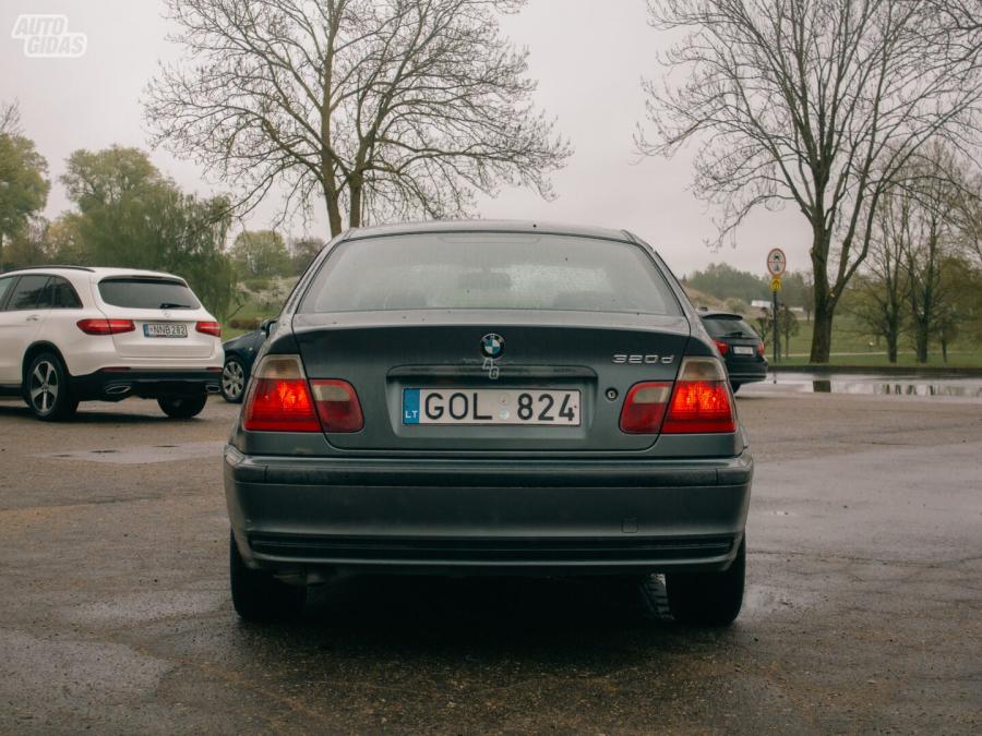 Grey BMW 320 2000 in Kaunas, with an engine capacity of 2.00 L and mileage of 365 thousand km for 1300 €, photo 7 on AUTOMOTO.COM.LV