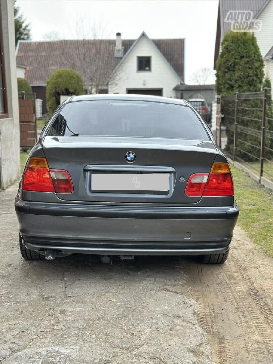 Grey BMW 320 2000 in Klaipeda, with an engine capacity of 2.00 L and mileage of 314 thousand km for 1500 €, photo 5 on AUTOMOTO.COM.LV