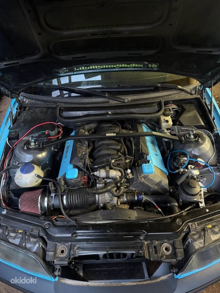 Pelēks BMW 320 2000 Tallina, ar dzinēja tilpumu 3.50 L un nobraukumu 405 tūkst. km par 4500 €, foto 16 vietnē AUTOMOTO.COM.LV