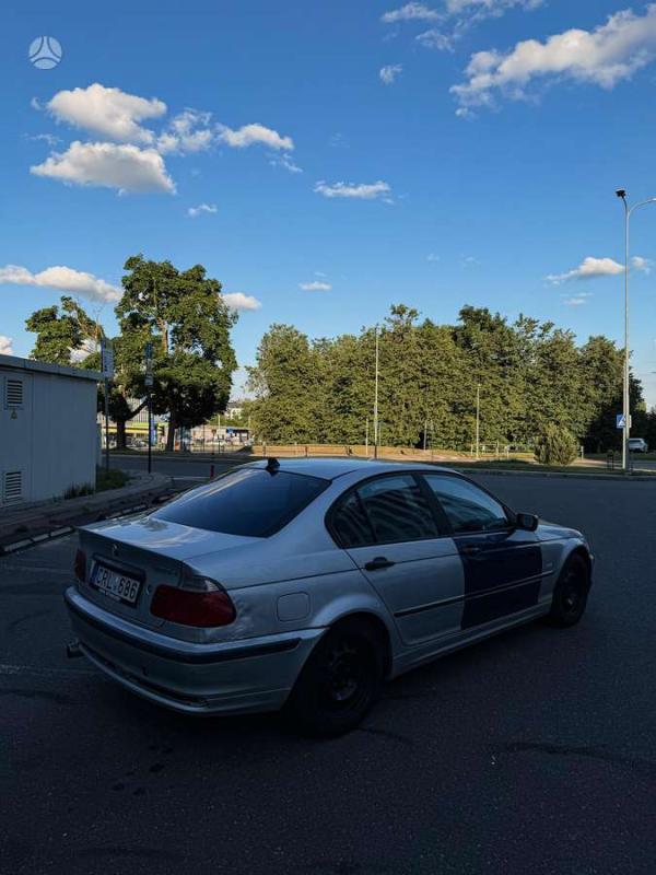 Grey BMW 320 2000 in Vilnius, with an engine capacity of 1.95 L and mileage of 380 thousand km for 888 €, photo 4 on AUTOMOTO.COM.LV