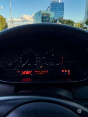 Серый БМВ 320 2000 в Вильнюс, объемом двигателя 1.95 л и пробегом 380 тыс. км за 888 €, фото 9 на AUTOMOTO.COM.LV