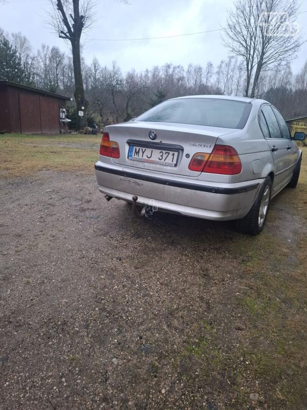 Pelēks BMW 320 2001 Molėtai, ar dzinēja tilpumu 2.00 L un nobraukumu 394 tūkst. km par 600 €, foto 3 vietnē AUTOMOTO.COM.LV