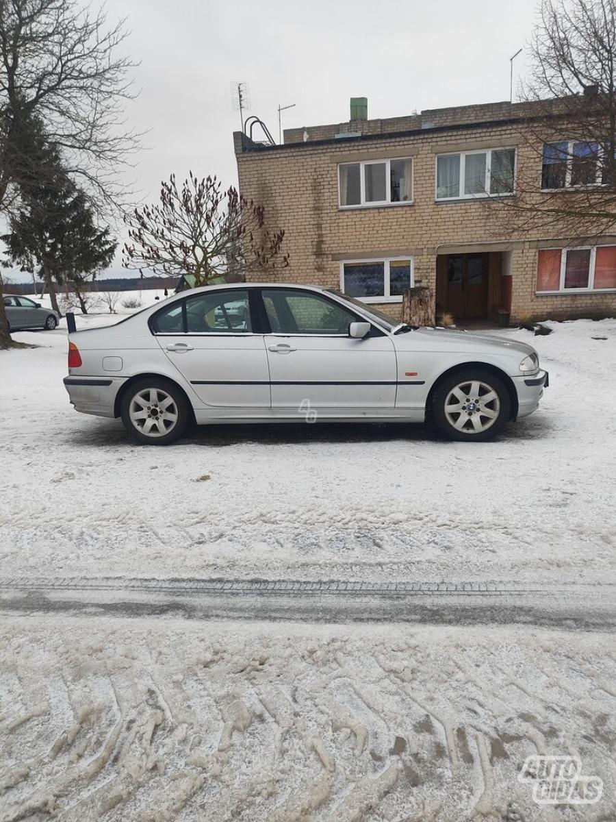 Pelēks BMW 320 2001 Lazdijai, ar dzinēja tilpumu 2.00 L un nobraukumu 282 tūkst. km par 999 €, foto 2 vietnē AUTOMOTO.COM.LV