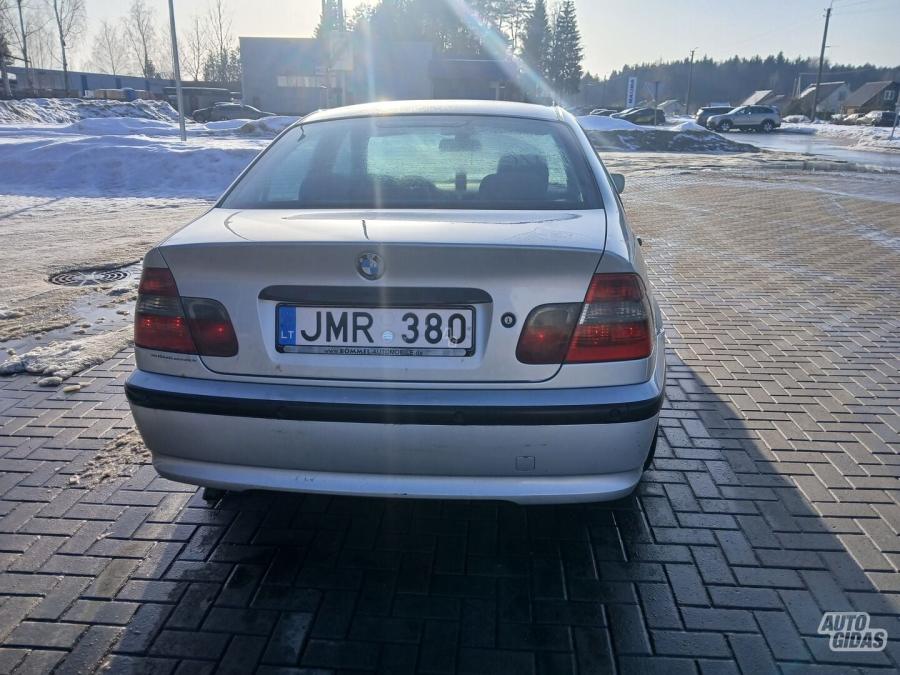 Grey BMW 320 2001 in Pabrade, with an engine capacity of 2.00 L and mileage of 288 thousand km for 1000 €, photo 9 on AUTOMOTO.COM.LV