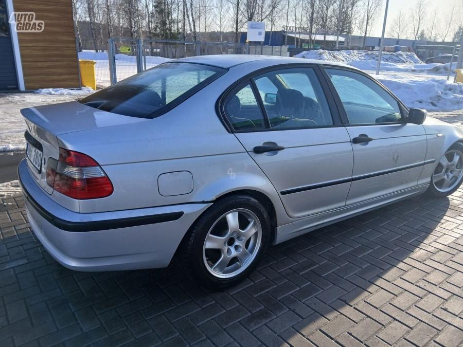 Grey BMW 320 2001 in Pabrade, with an engine capacity of 2.00 L and mileage of 288 thousand km for 1000 €, photo 10 on AUTOMOTO.COM.LV