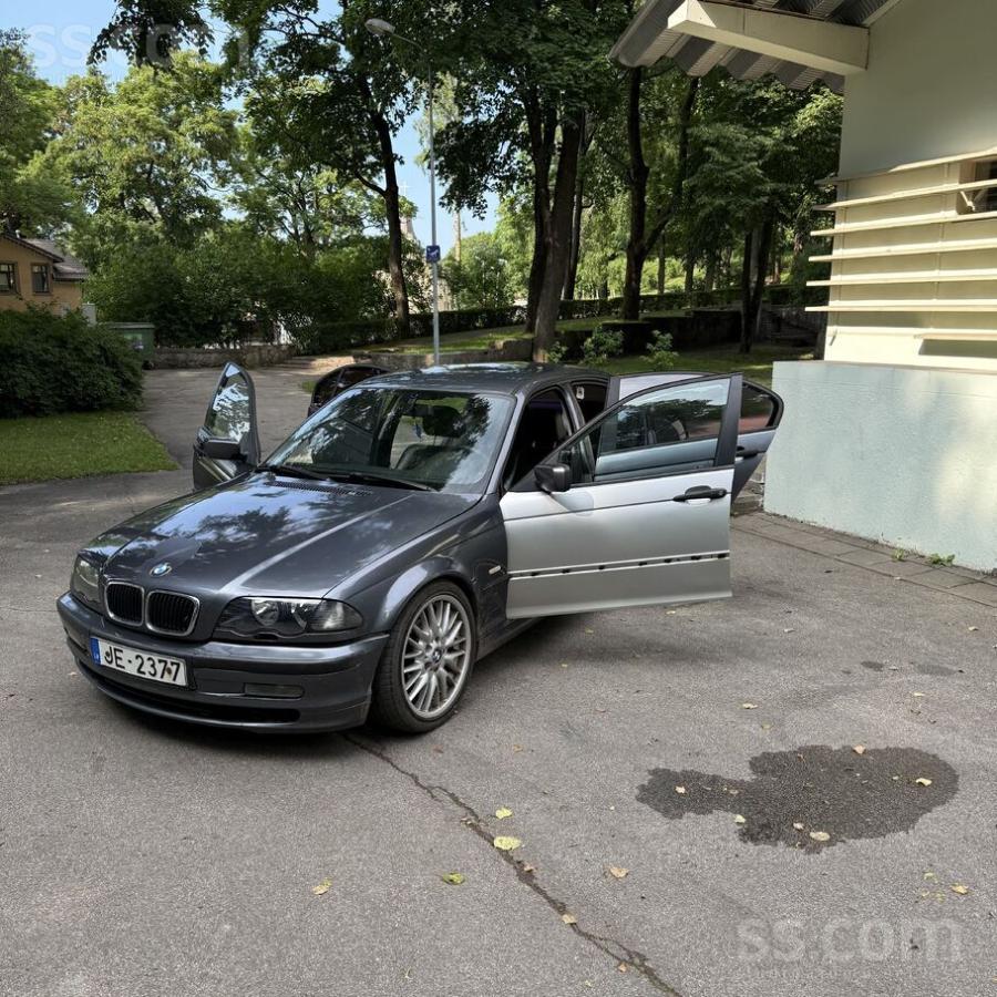 Pelēks BMW 320 2001 Rīga, ar dzinēja tilpumu 2.00 L un nobraukumu 369 tūkst. km par 1500 €, foto 3 vietnē AUTOMOTO.COM.LV
