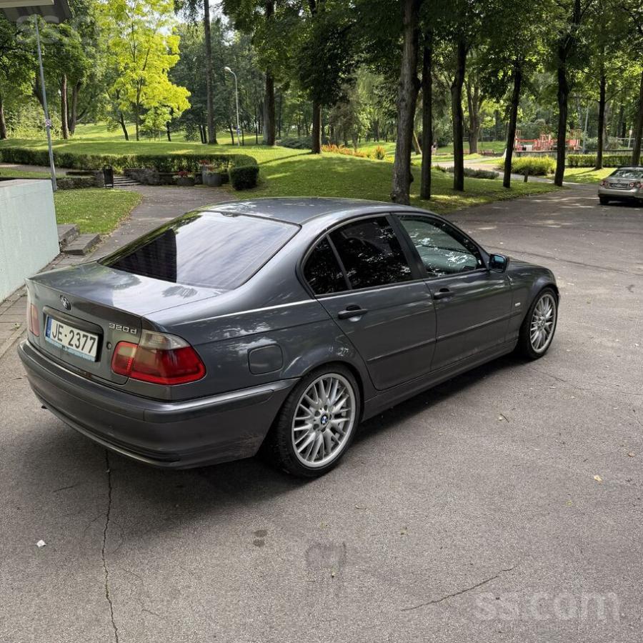Pelēks BMW 320 2001 Rīga, ar dzinēja tilpumu 2.00 L un nobraukumu 369 tūkst. km par 1500 €, foto 9 vietnē AUTOMOTO.COM.LV