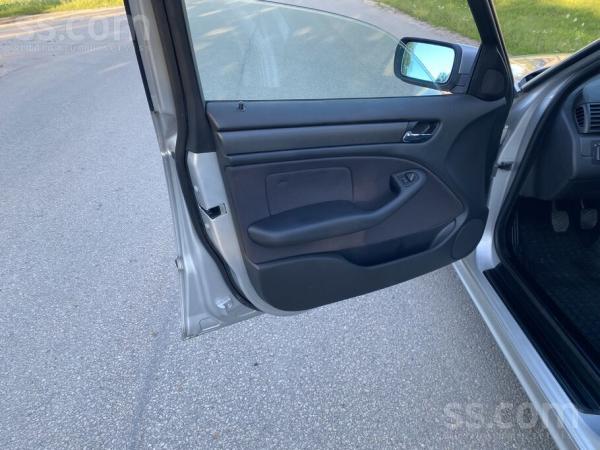 Grey BMW 320 2001 in Ludza, with an engine capacity of 2.00 L and mileage of 0 thousand km for 2900 €, photo 10 on AUTOMOTO.COM.LV