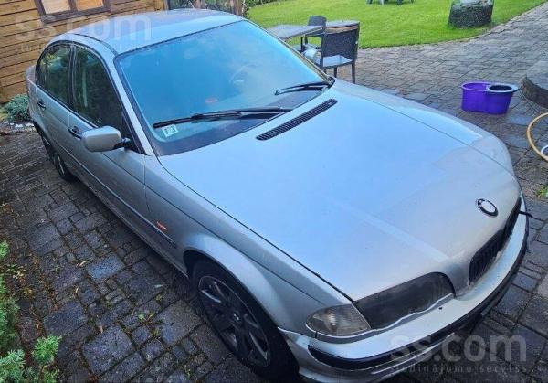 Pelēks BMW 320 2001 Rīga, ar dzinēja tilpumu 2.00 L un nobraukumu 395 tūkst. km par 750 €, foto 2 vietnē AUTOMOTO.COM.LV