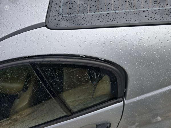 Pelēks BMW 320 2001 Viļņa, ar dzinēja tilpumu 2.00 L un nobraukumu 424 tūkst. km par 1500 €, foto 8 vietnē AUTOMOTO.COM.LV