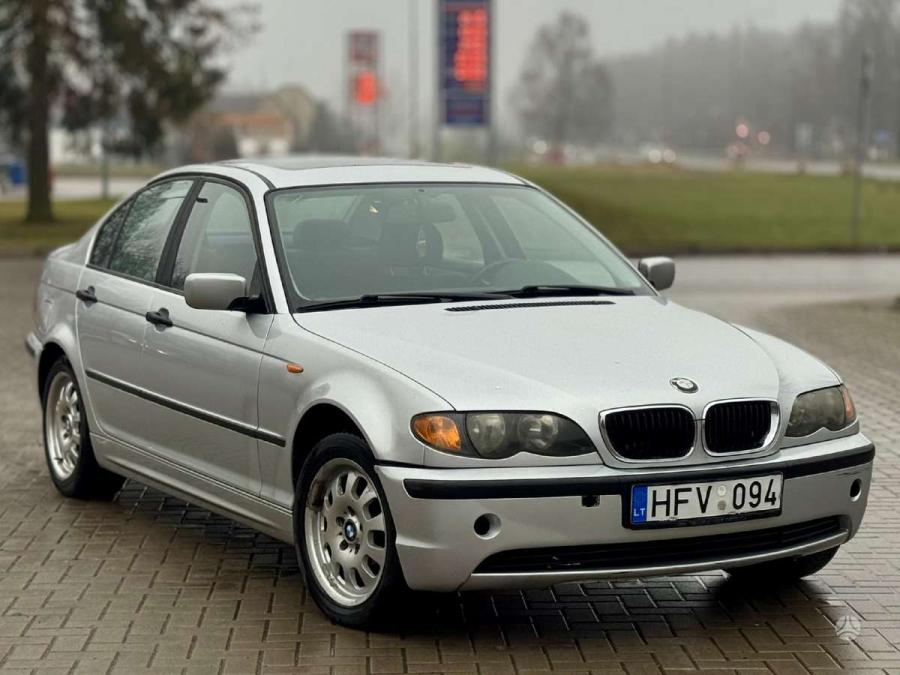 Grey BMW 320 2002 in Radviliskis, with an engine capacity of 2.00 L and mileage of 300 thousand km for 1650 €, photo 2 on AUTOMOTO.COM.LV