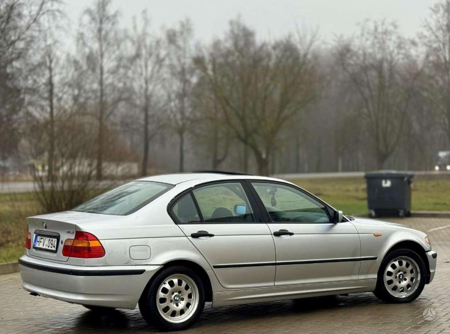 Grey BMW 320 2002 in Radviliskis, with an engine capacity of 2.00 L and mileage of 300 thousand km for 1650 €, photo 11 on AUTOMOTO.COM.LV