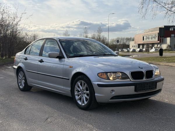 Pelēks BMW 320 2002 Alīta, ar dzinēja tilpumu 2.00 L un nobraukumu 352 tūkst. km par 1999 €, foto 1 vietnē AUTOMOTO.COM.LV