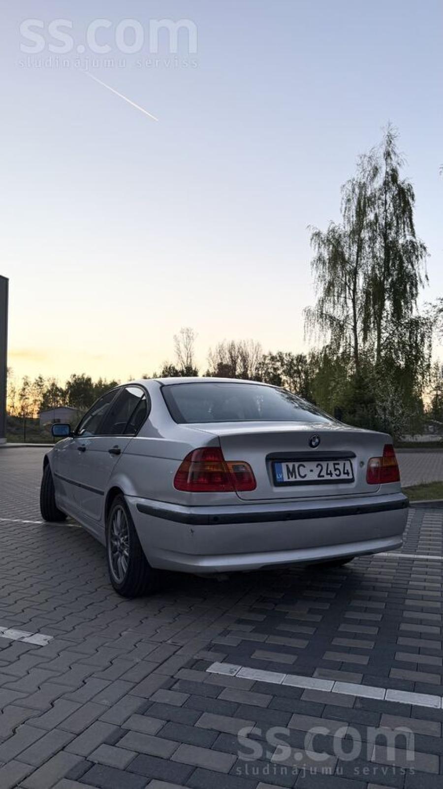 Pelēks BMW 320 2002 Rīga, ar dzinēja tilpumu 2.00 L un nobraukumu 392 tūkst. km par 1650 €, foto 5 vietnē AUTOMOTO.COM.LV