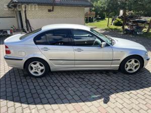 Grey BMW 320 2002 in Riga, with an engine capacity of 2.00 L and mileage of 317 thousand km for 2500 €, photo 5 on AUTOMOTO.COM.LV