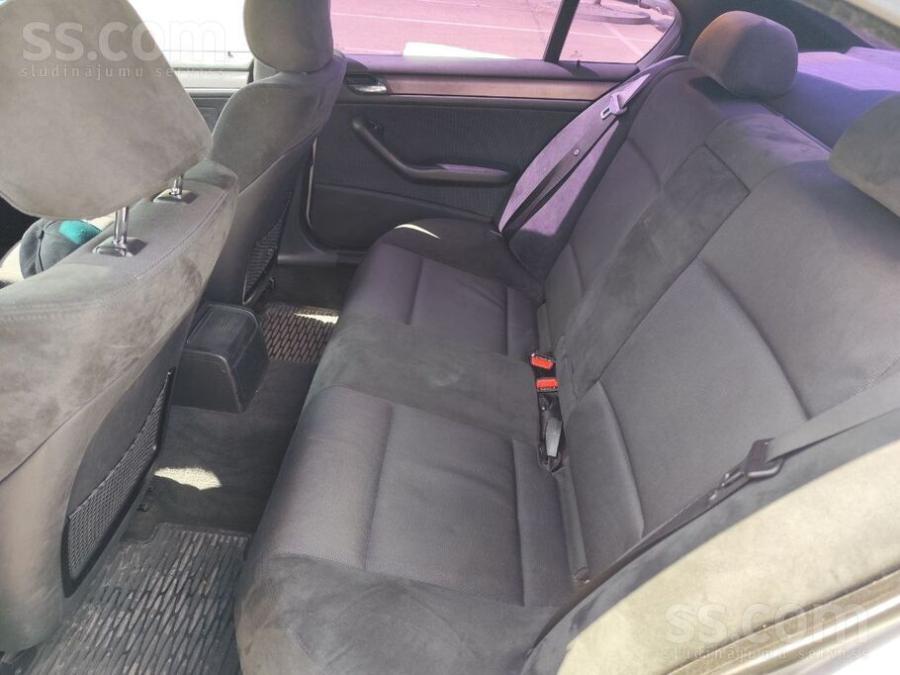 Pelēks BMW 320 2002 Rīga, ar dzinēja tilpumu 2.20 L un nobraukumu 290 tūkst. km par 2100 €, foto 8 vietnē AUTOMOTO.COM.LV